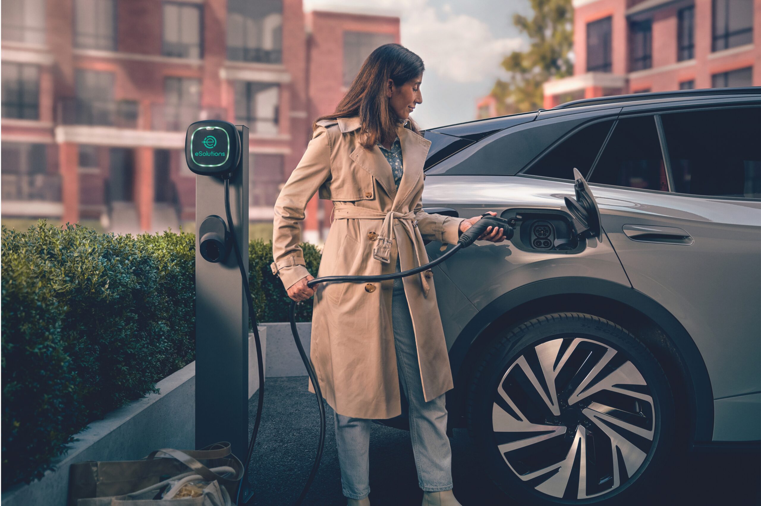 Free2move eSolutions North America - Electric Vehicle Charging Solutions